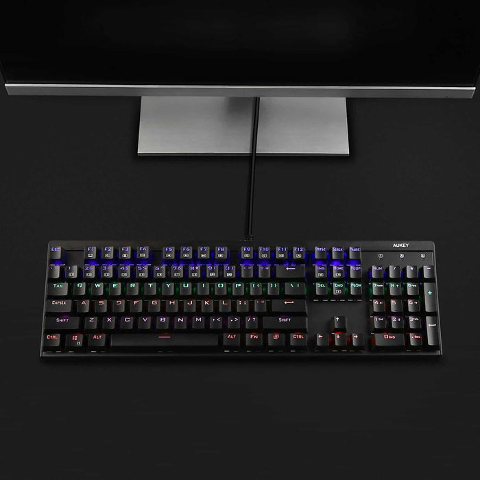 Aukey KM-G6 104 Key LED-Backlit Mechanical Keyboard Aukey KM-G6 104 Key LED-Backlit Mechanical Keyboard